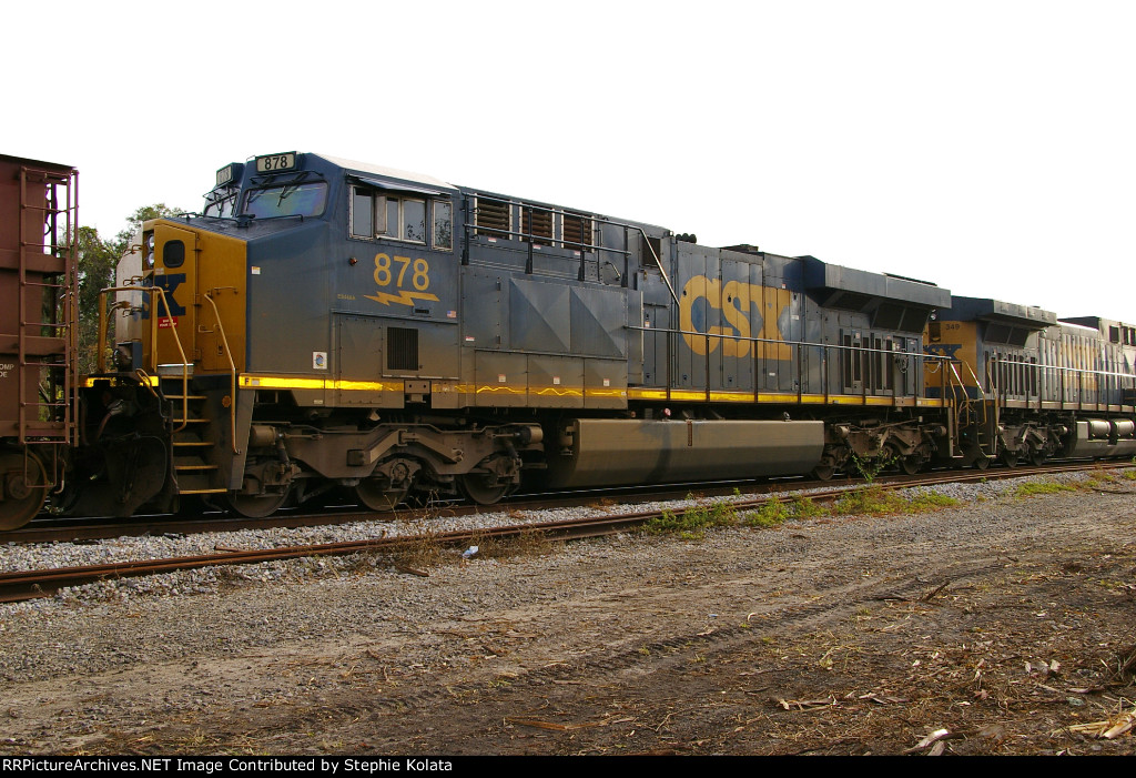 CSX 878